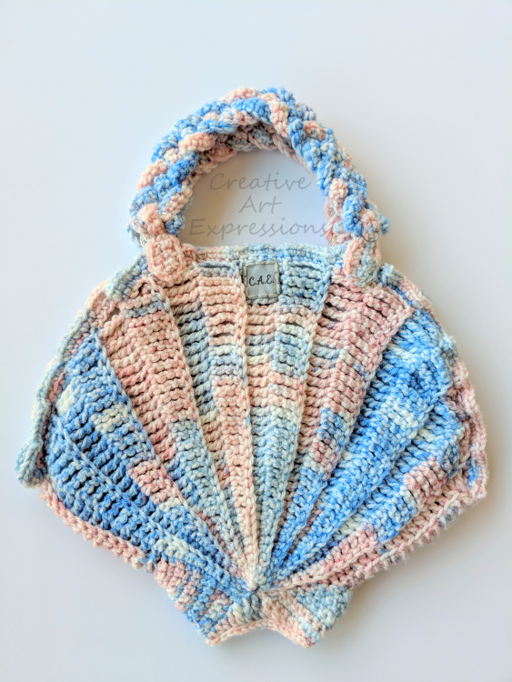 Seashell Clam Purse, Crocheted, Pink & Blue, Mermaid Necessities ...